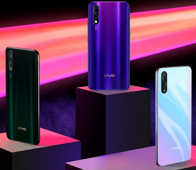 هاتف Vivo V1928A الجديد بكاميرات ثلاثية وشاشة Full HD | قل ودل تكنولوجيا